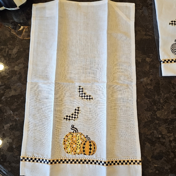 MacKenzie-Childs | Accents | Mackenzie Childs New Set Of 2 Embroidered ...